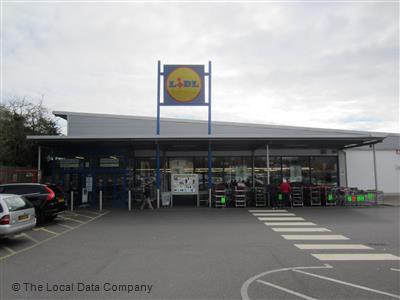 Lidl Yeovil, CORE PIC LTD, LIDL TILING SPECIFICATION USING SOPRO RS 648 ...