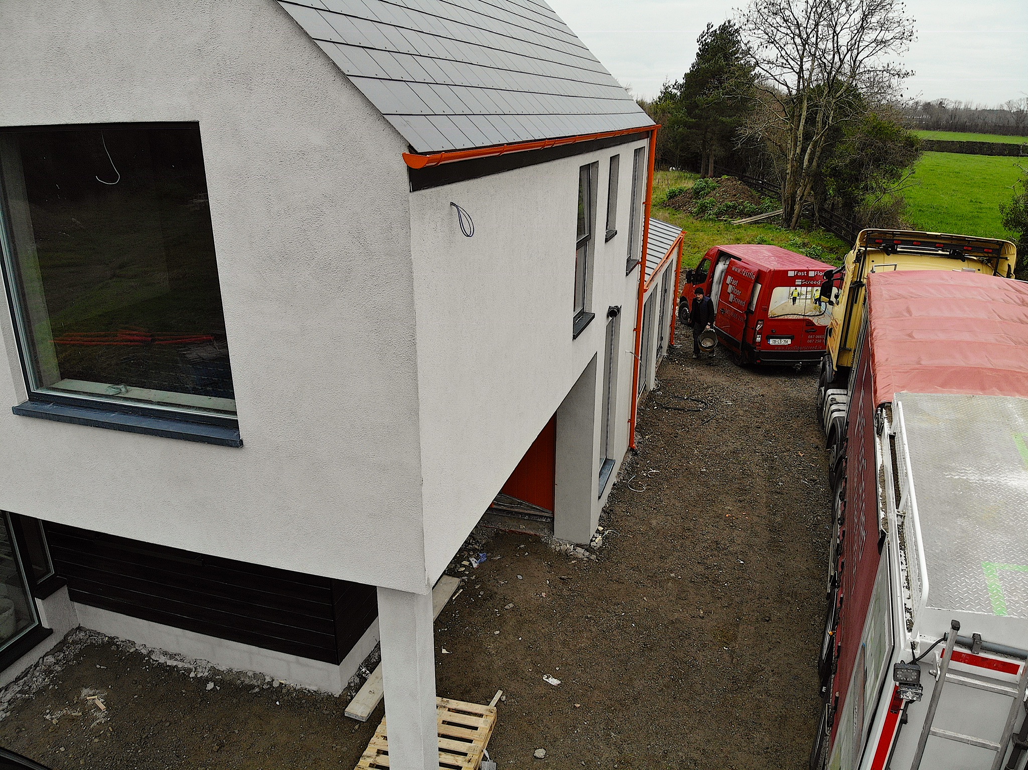 LiteFlo® Lightweight Flowing Screed | Fast Floor Screed | First Floor ...